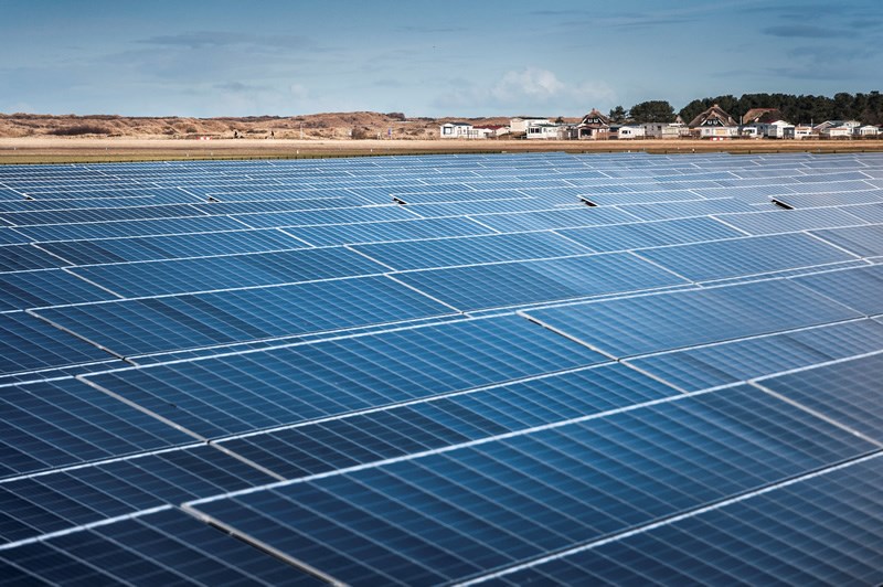 Netherlands Planning a Massive Solar Energy Farm at Sea