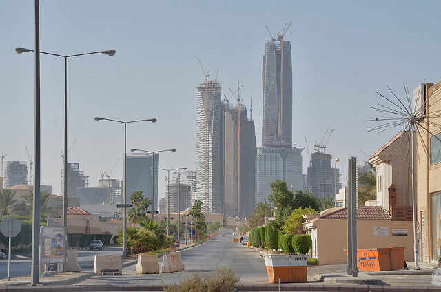Saudi Arabia Plans to Build A $500 Billion Mega City Powered Solely By ...