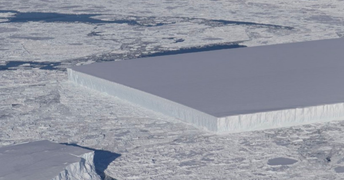 Square Iceberg Spotted by NASA Perplexes Millions