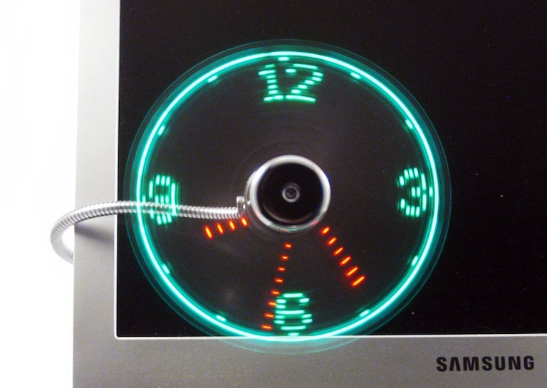 Creatively Useful LED Fan Clock