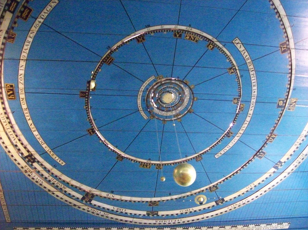 Man Builds the World's Largest Rolling, Mechanical Planetarium in His ...