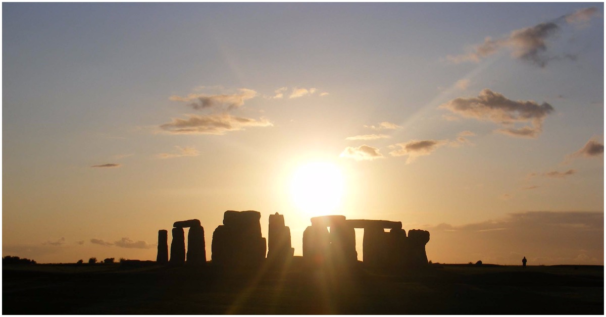 Stonehenge, the Winter Solstice, and the Druids