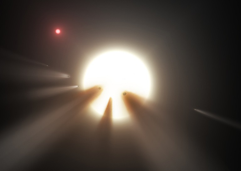 Mysterious 'Alien Megastructure' Star Starts Dimming Again