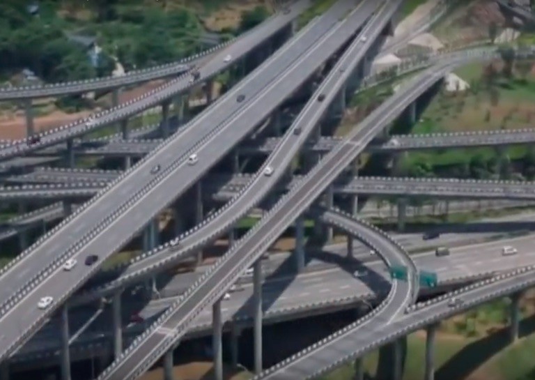 This Crazy Flyover in China May Be the Worst Place to Take a Wrong Turn