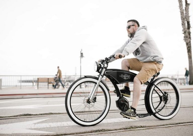 This High Performance E-Bike Looks and Feels Like a Vintage Chopper