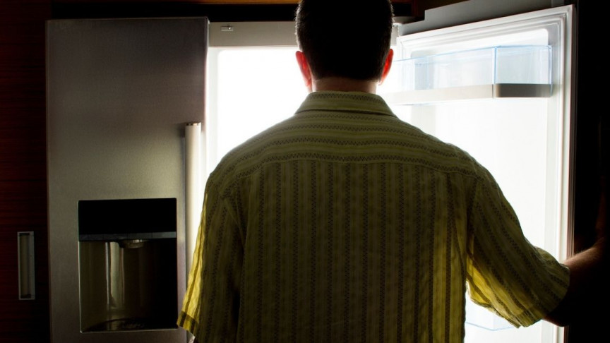 Soziale Isolation löst die gleichen Gehirnsignale aus wie Hunger | IE