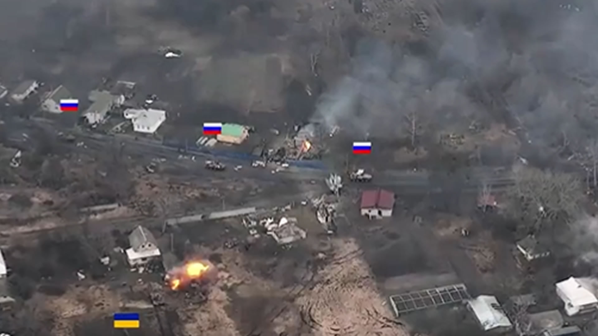 Watch: Ukrainian T 64 tank ambush an unsuspecting Russian convoy