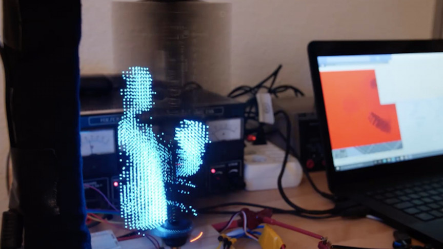 Thesis Project Hologram Displays Movement in Real Time | IE