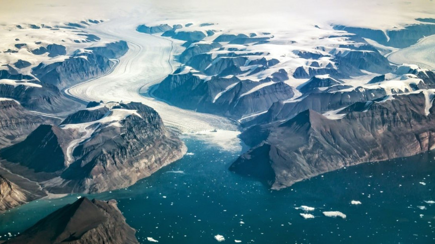 A 620-Mile 'Dark River' Found Below Greenland's Ice Sheet | IE