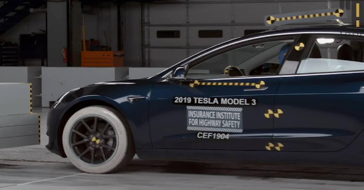 Tesla Model 3 Earns the 2019 IIHS Top Safety Pick