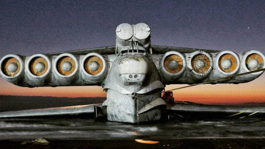 A Photographer Snuck Inside the Soviet Ekranoplan, See What It Looks ...