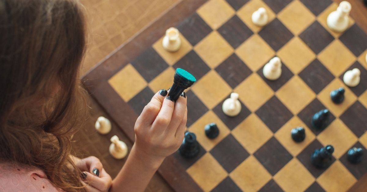 What Is Netflix's "The Queen's Gambit" All About? | IE