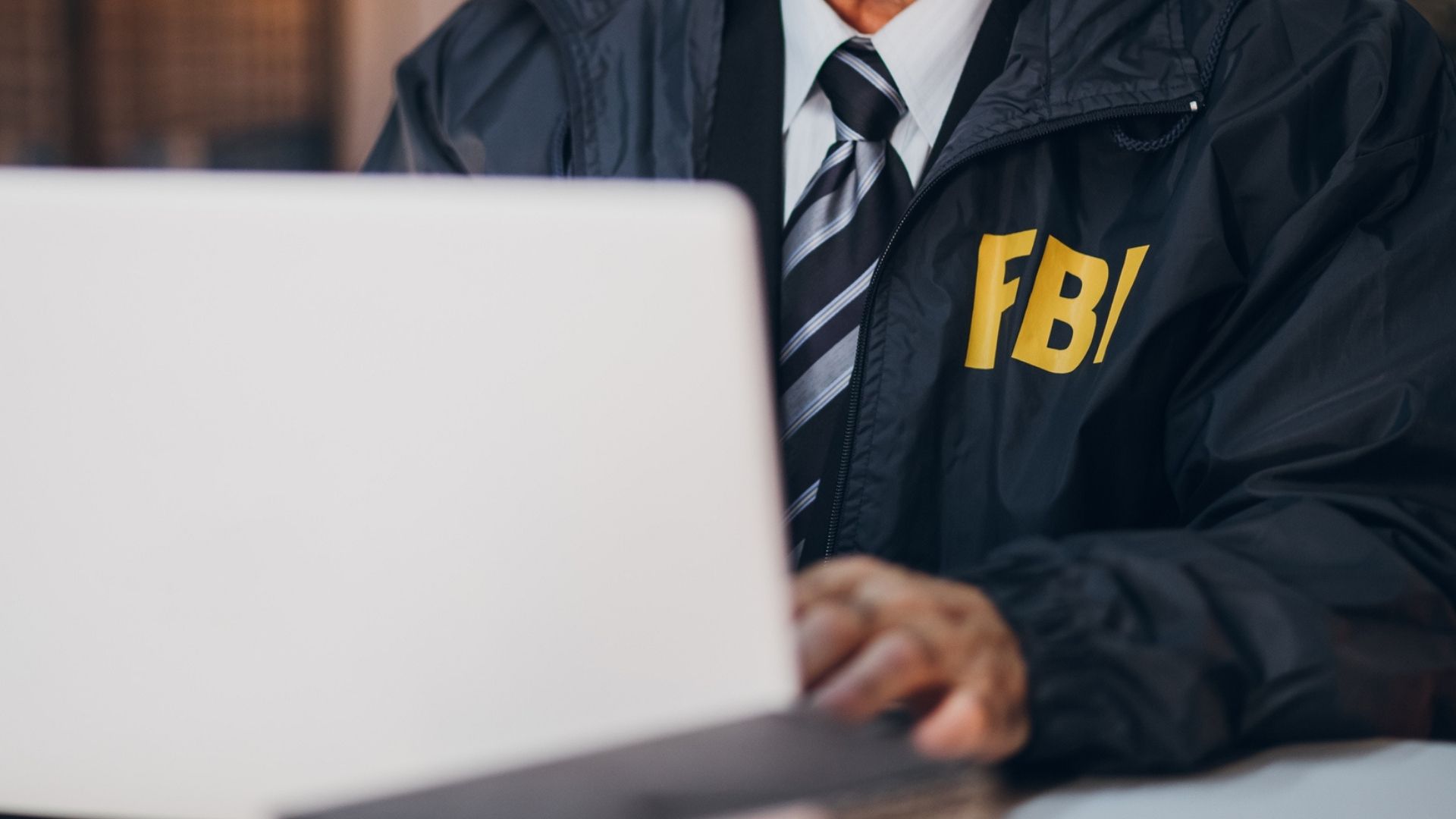 FBI Secretly Ran an Encrypted Messaging App to Catch Criminals | IE