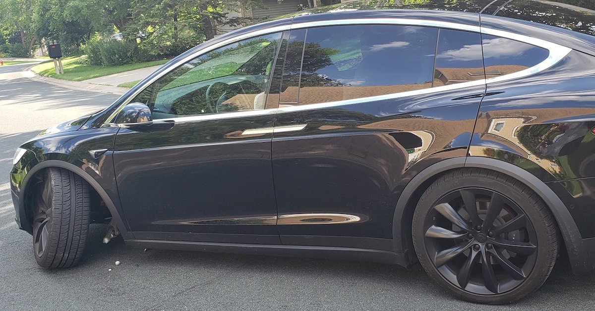 Tesla Fandom Goes Feral Over Alleged One-Week-Old Tesla Model X ...