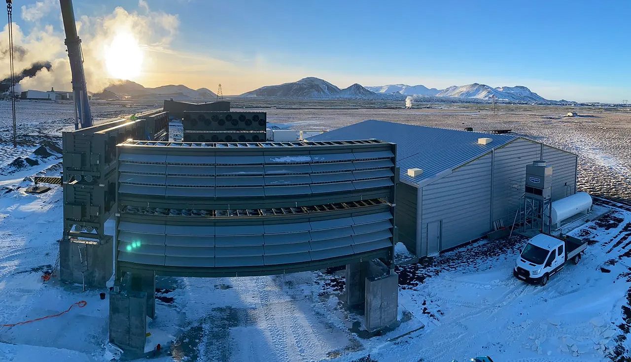 Iceland's Carbon Removal Machine Will Capture 870 Cars' Worth of Emissions