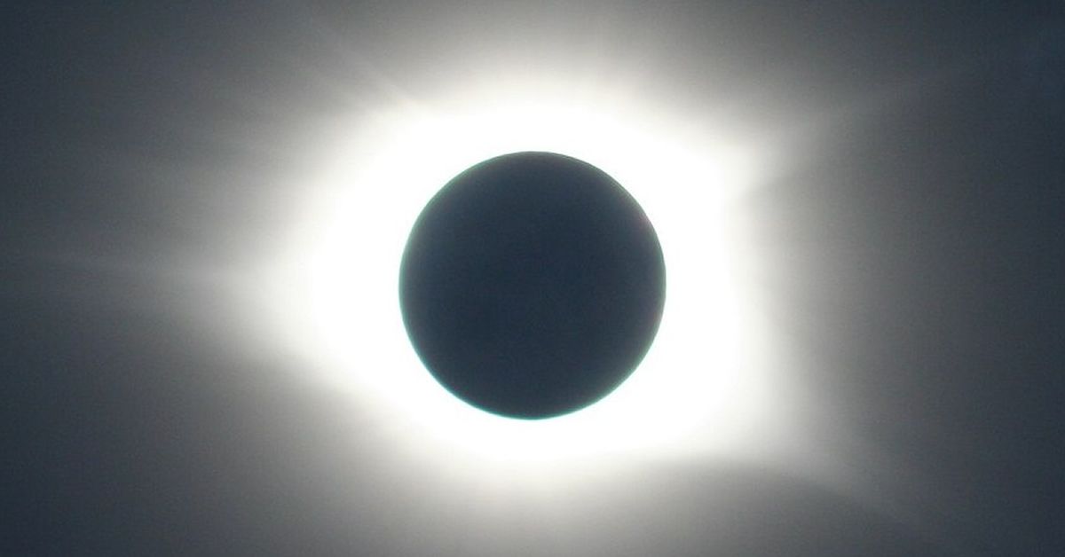 5 Scintillating Facts about Solar Eclipses and Why They Happen