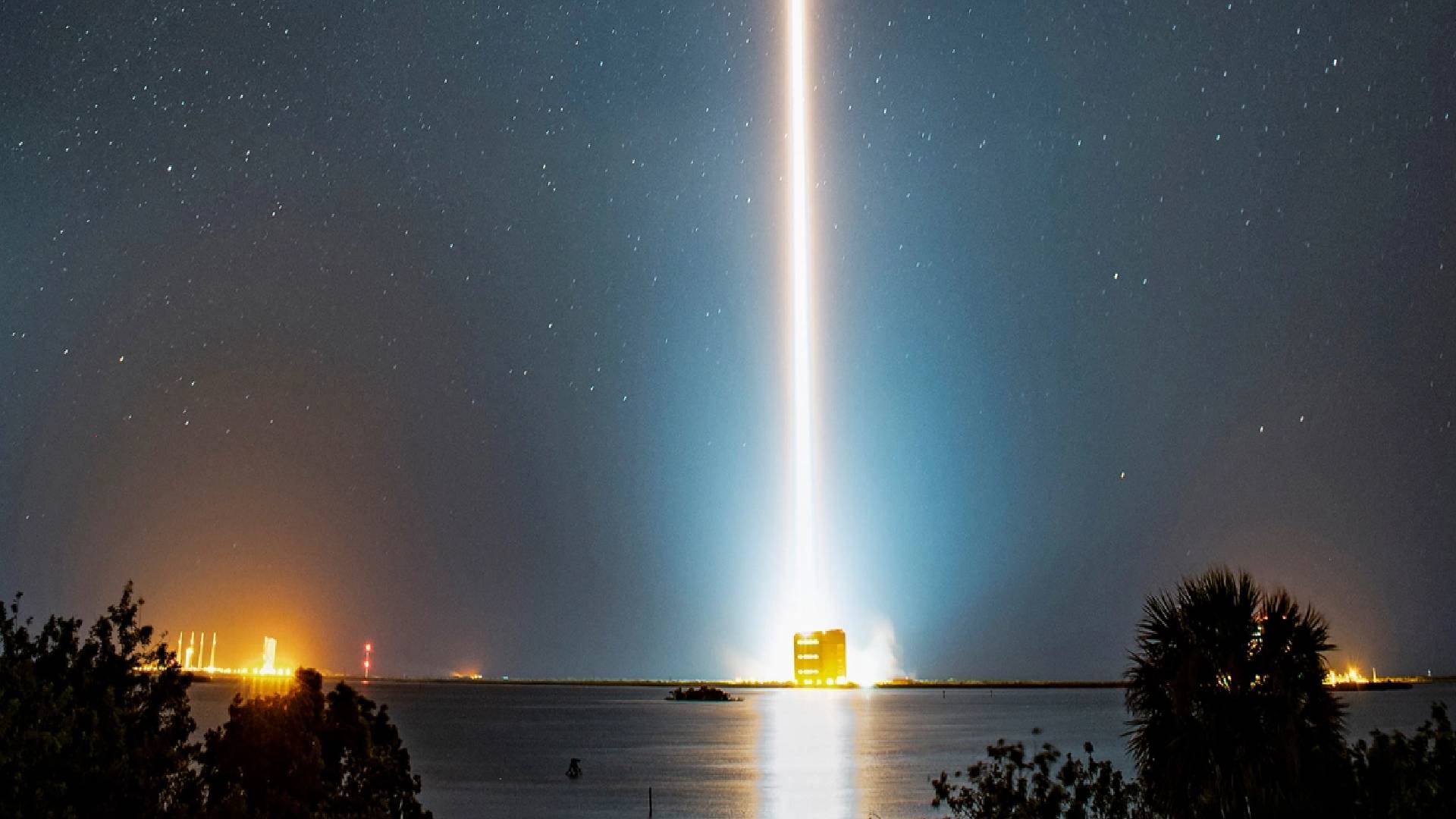 SpaceX Starlink Launch Breaks Booster Reuse Record | IE