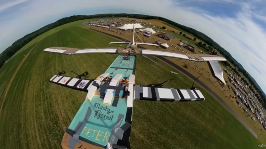 Watch the “world’s biggest foam RC plane” take to the skies - TrendRadars
