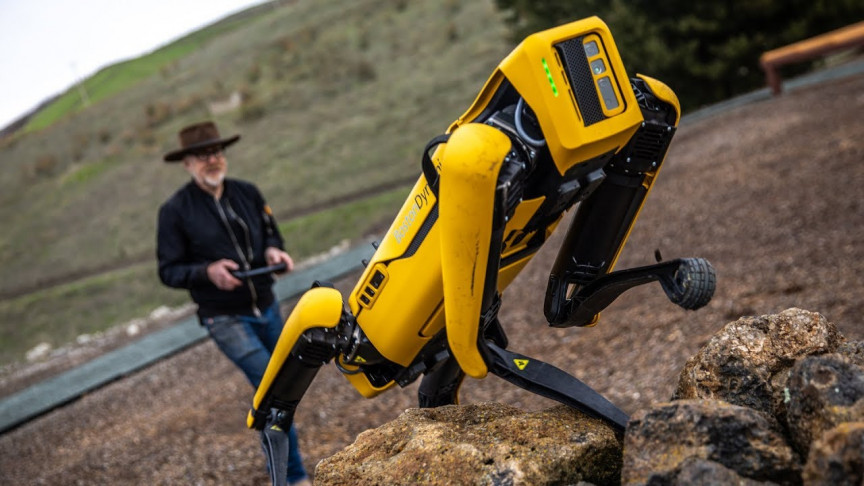 YouTuber Tests Boston Dynamics' Spot Robot on an Obstacle Course